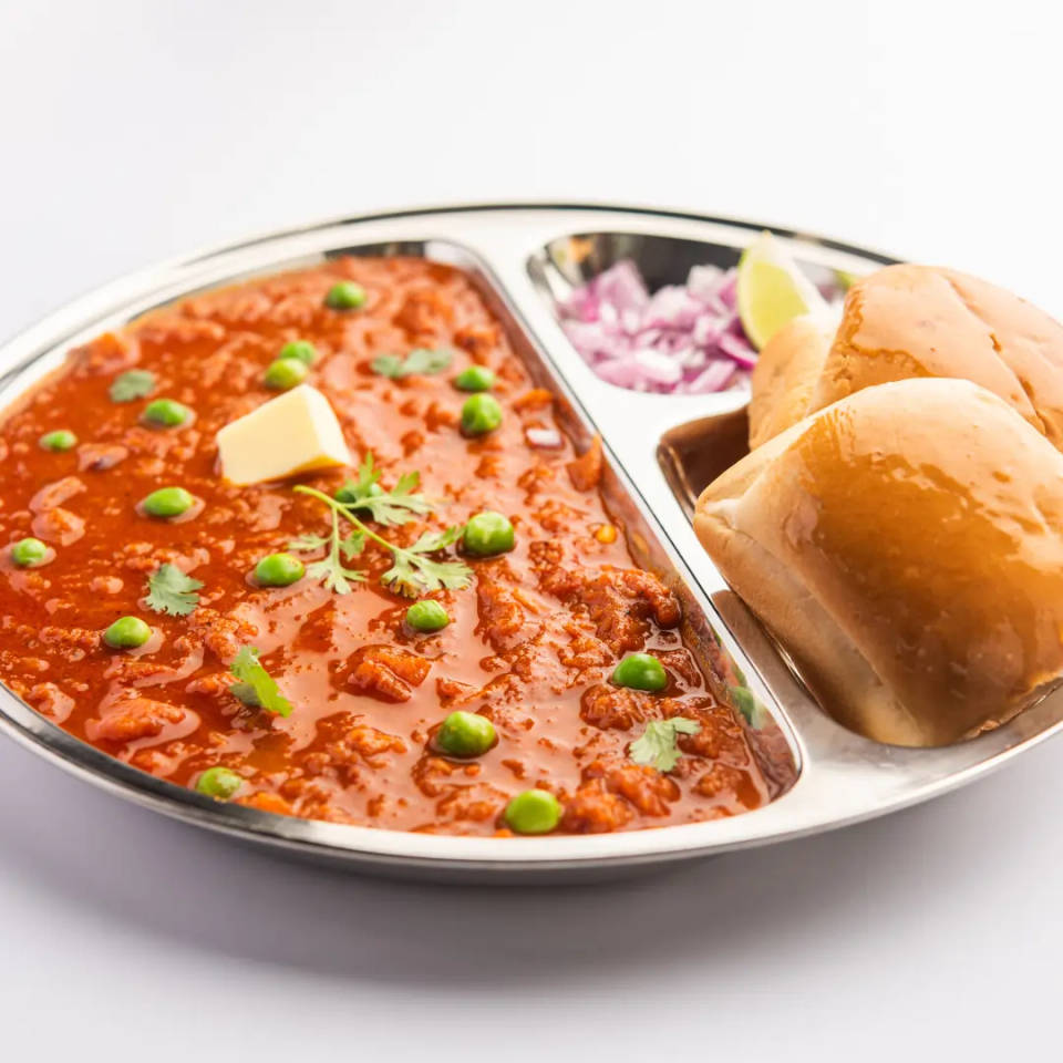 Pav Bhaji Mumbai Pav Bhaji (Authentic, Street Style Recipe): Instant