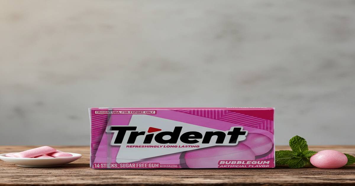 Buy Trident Stick Chewing Gum Bubblegum Online (26 g) At Best Price