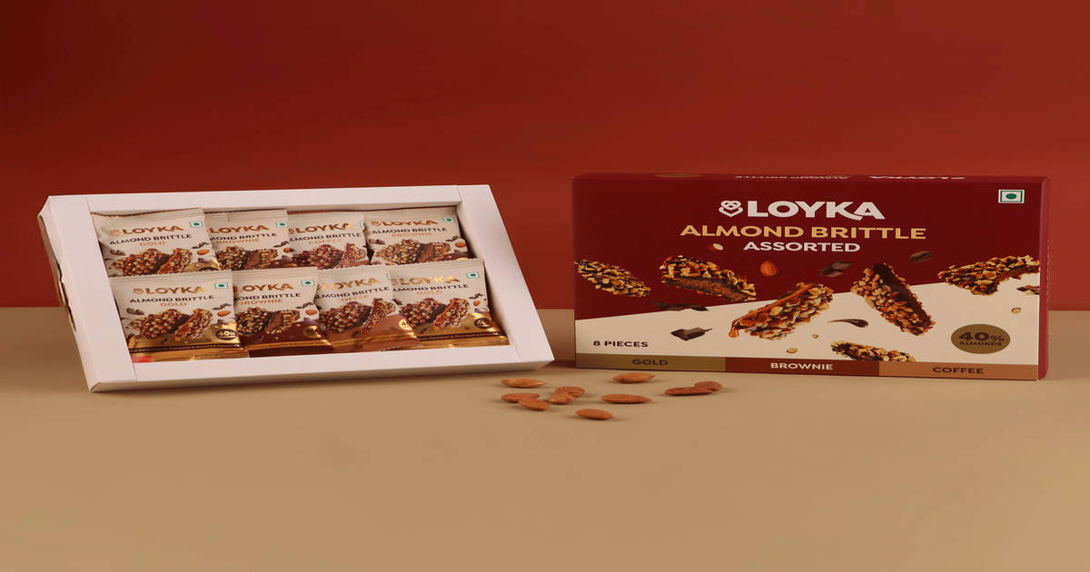 Buy Loyka Almond Brittle Assorted Box (Pack of 8) Online (116 g) At ...