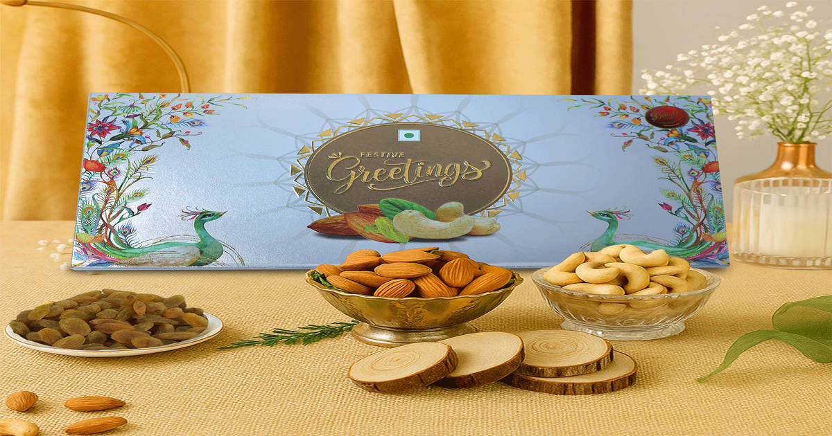 Buy Festive Greetings Delight Dryfruit Combo Gift Box (Laptop Ethnic ...