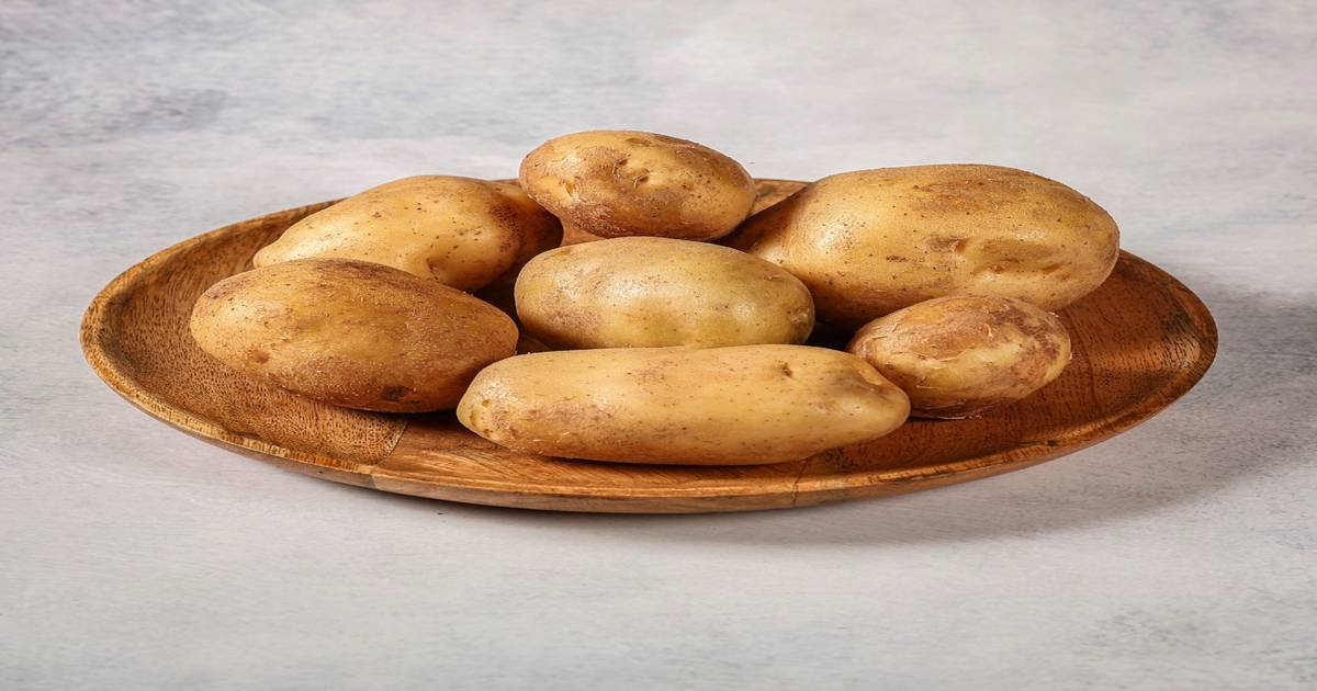 Buy Ooty Potato (Aloo Gadde) Online (500 g) At Best Price
