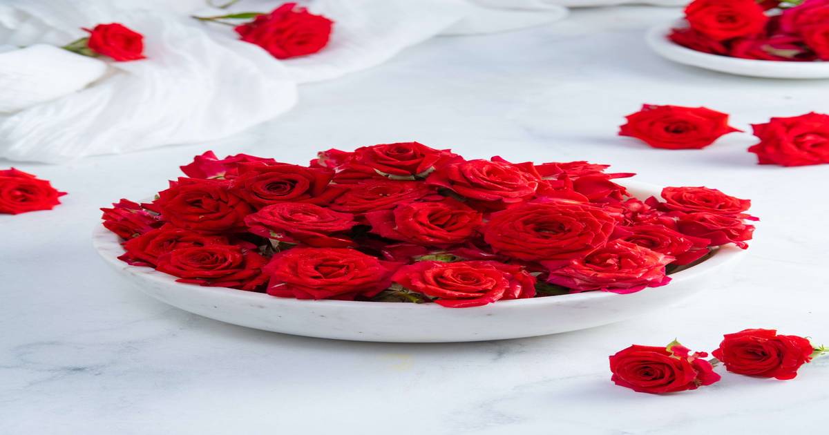 Buy Button Roses Online (100 g) At Best Price
