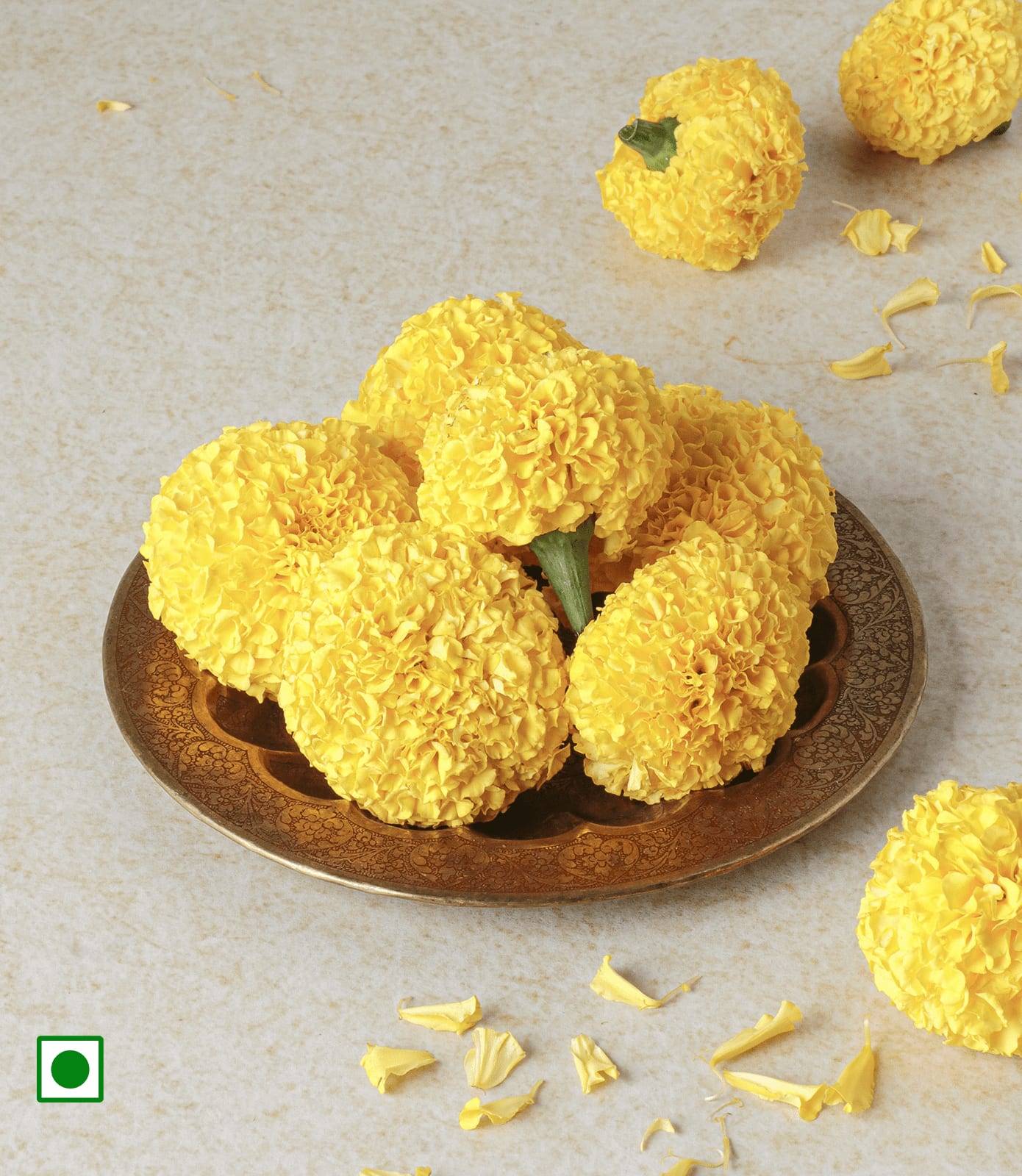 Buy Yellow Marigold Flower (Chandu Hoovu) 100 g Online At Rs. 25 ...