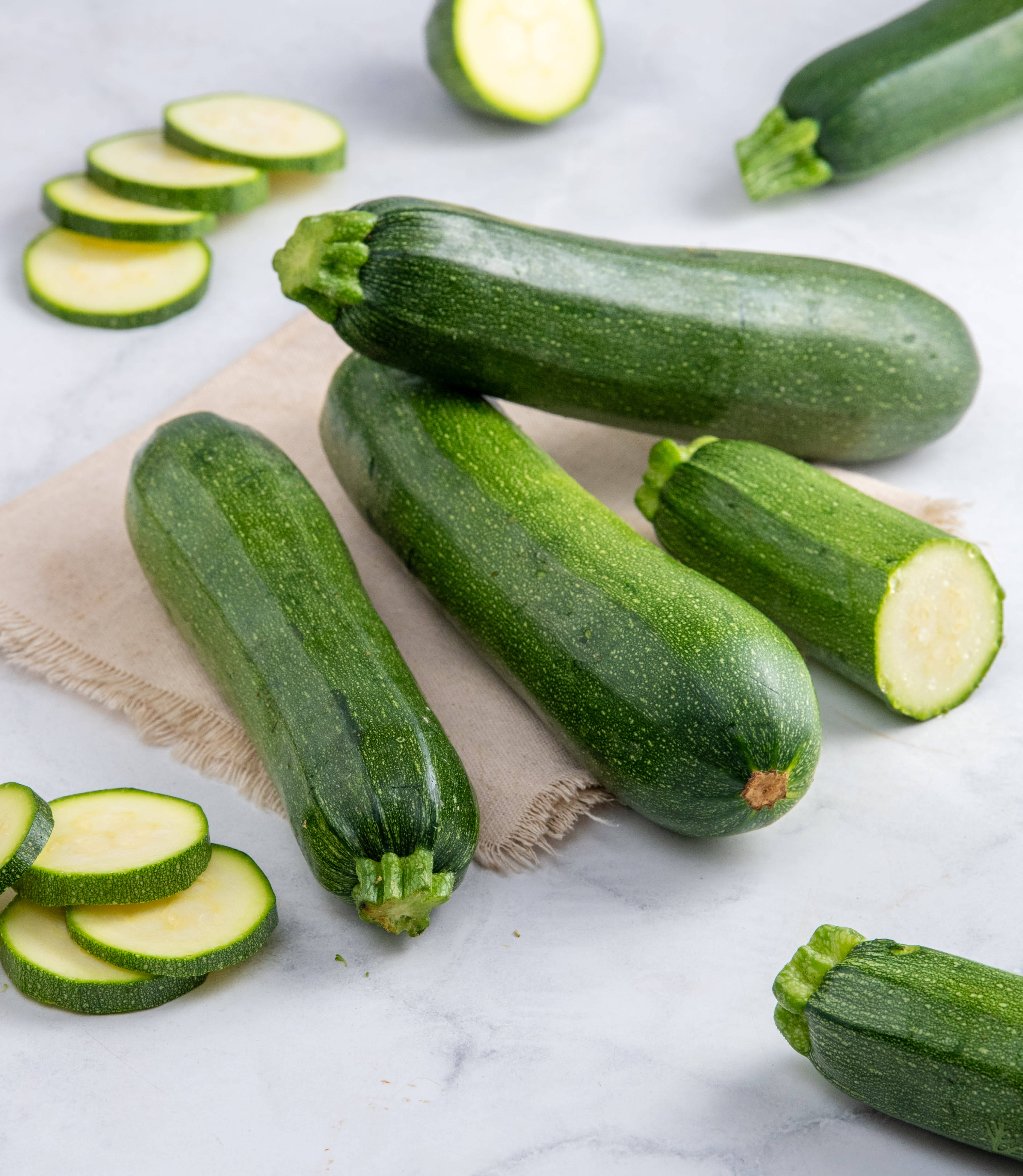 Buy Green Zucchini 2 pieces Online At Rs. 160 | Instant Delivery