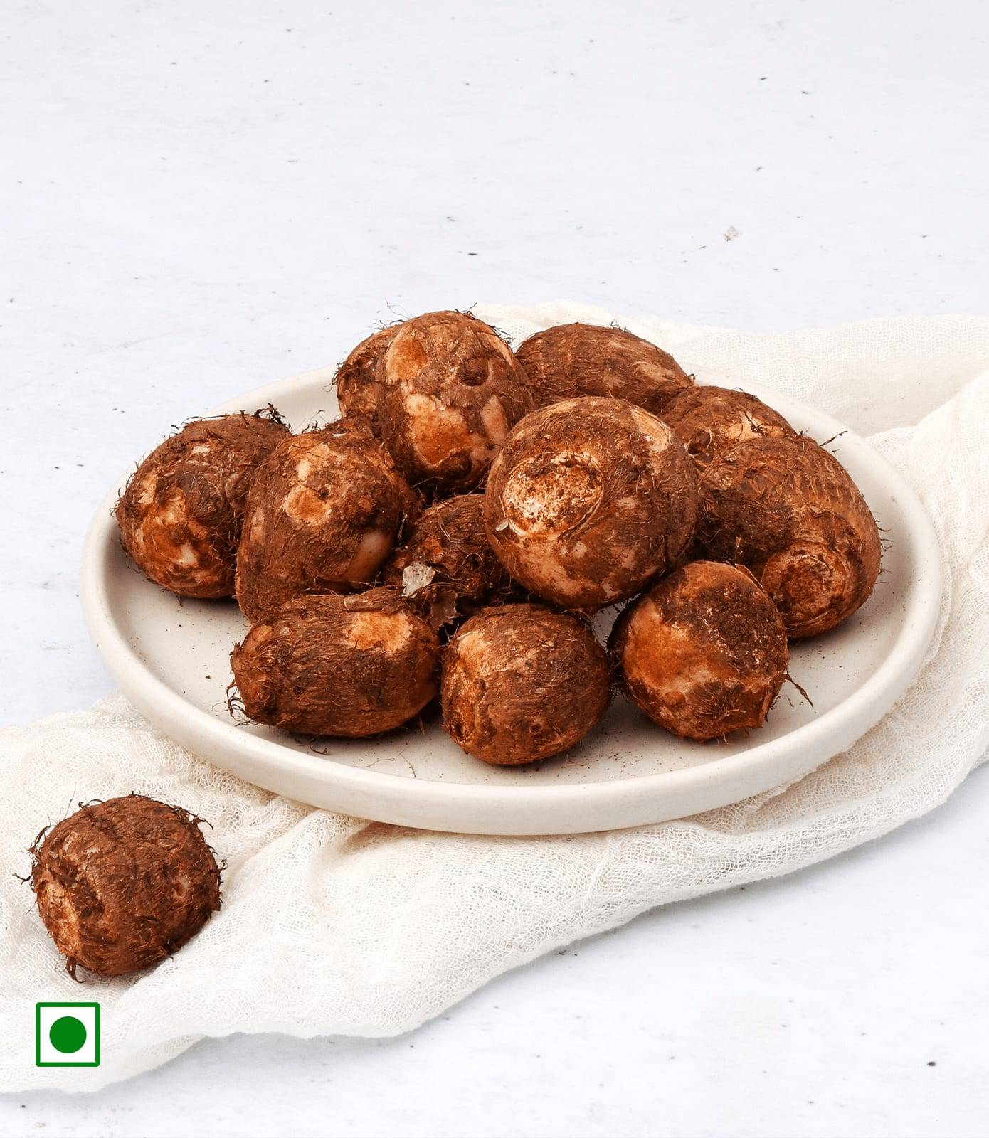 Buy Colocasia (Arvi) 500 g Online At Rs. 58 | Instant Delivery