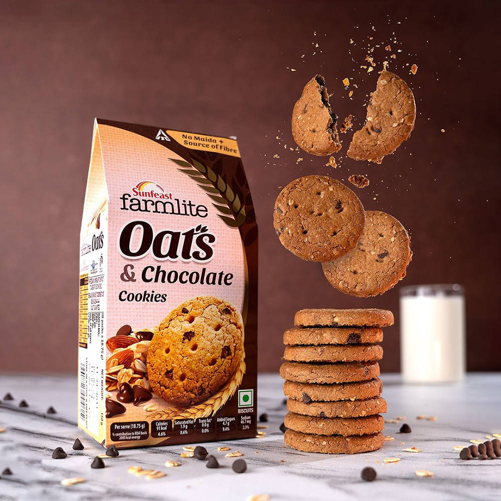 Buy Sunfeast Sunfeast Farmlite Active Oats Chocolate Biscuits 2 pieces ...