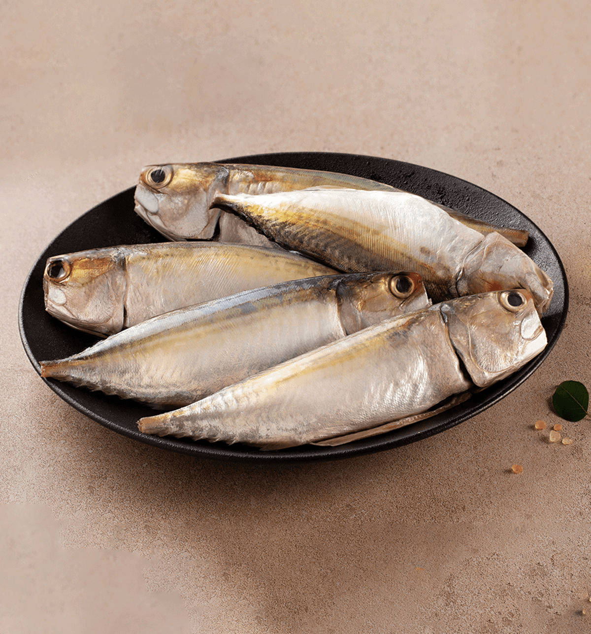 Buy Licious Mackerel (Small) Whole Cleaned Online () At Best Price