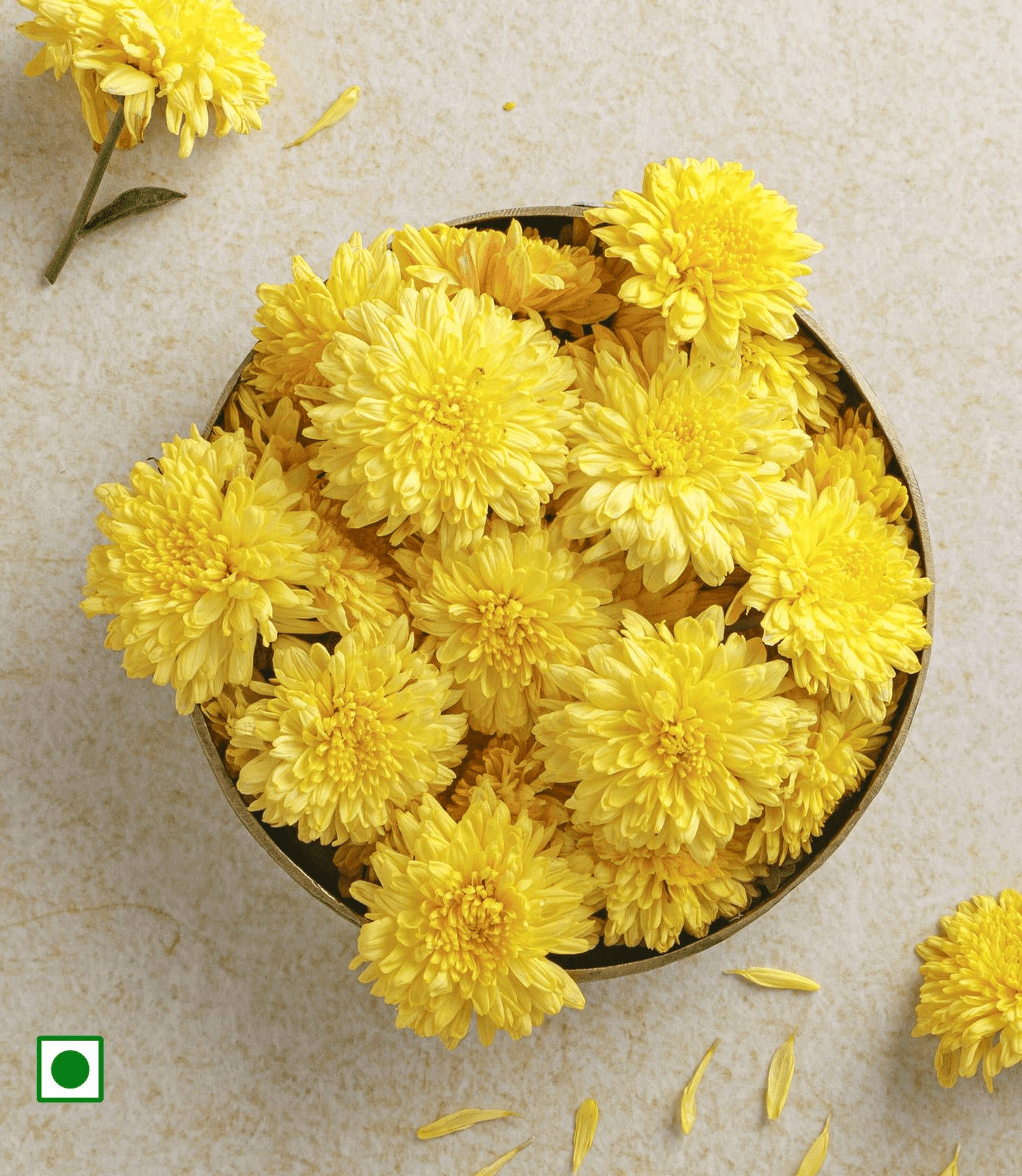 Buy Yellow Shevanti Flowers Online (100 g) At Best Price