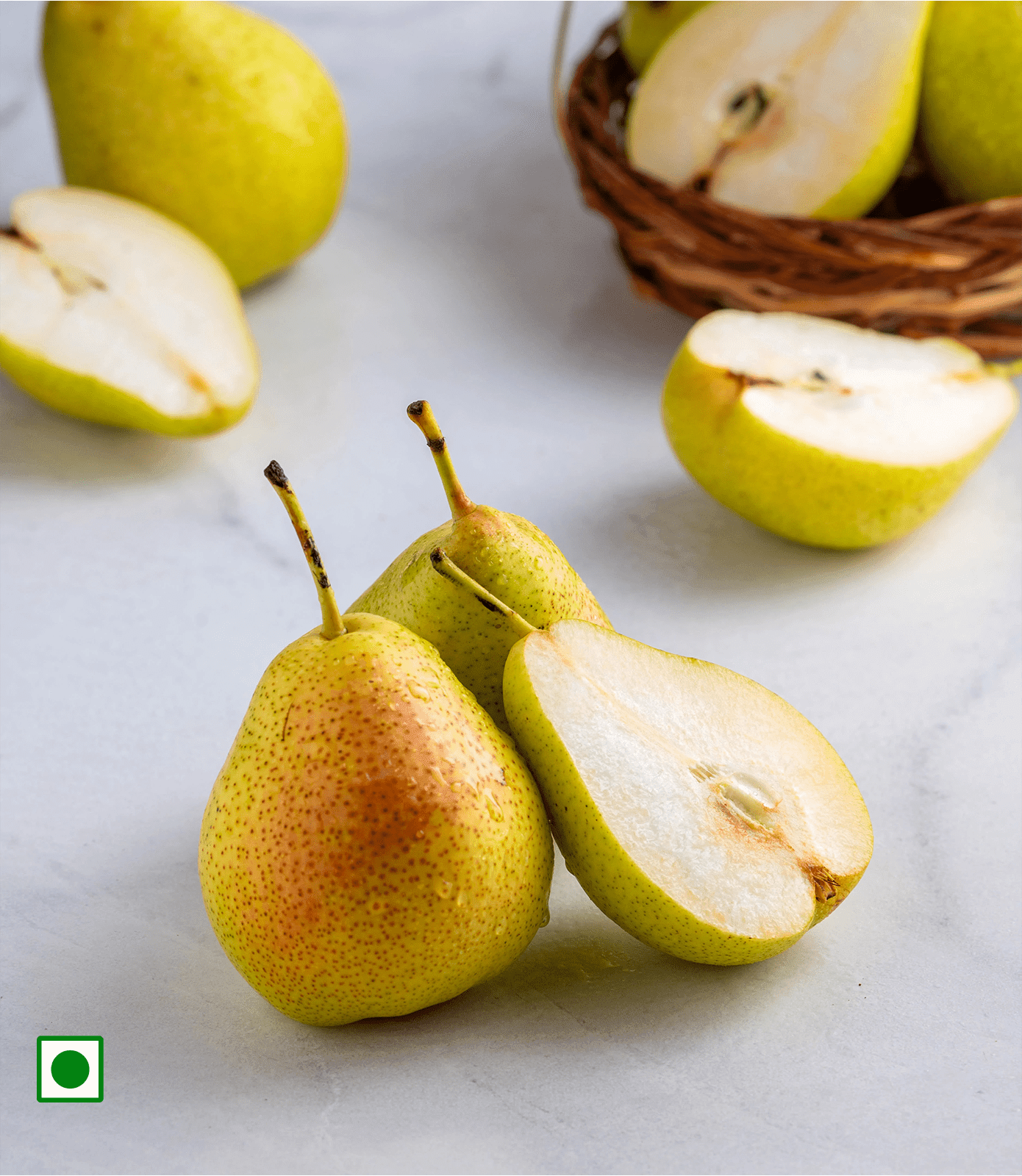 Buy Green Pear (Mara Sebu) 2 pieces Online At Rs. 150 | Instant Delivery